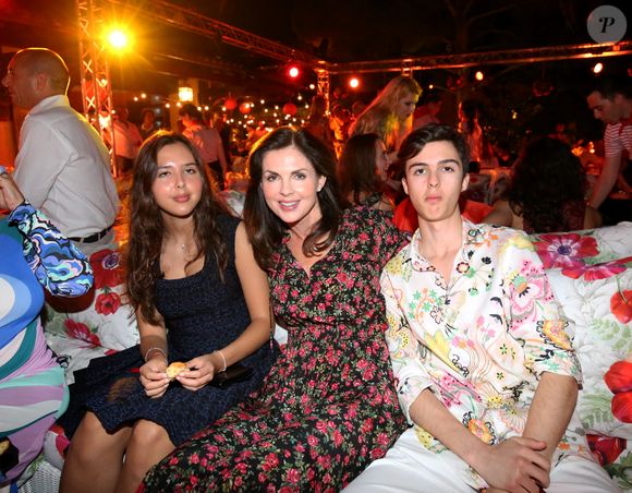 Caroline Barclay n'avait que 20 ans quand elle a rencontré Eddie ...