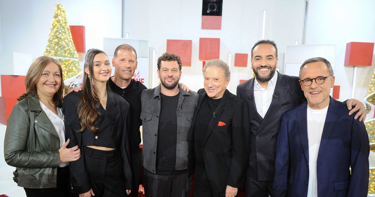 Vivement Dimanche : Michel Drucker entouré d'un célèbre chanteur et d ...