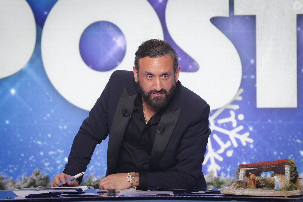 Photo : Exclusif - Cyril Hanouna sur le plateau de l'émission "Touche ...