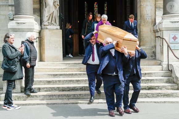 La veuve de ce ponte de la chanson française des années 70 et de la ...