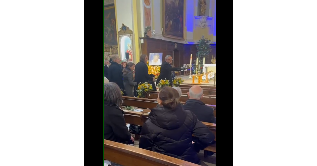 Nicolas Charrier, le fils de Brigitte Bardot, obligé de se présenter à ...