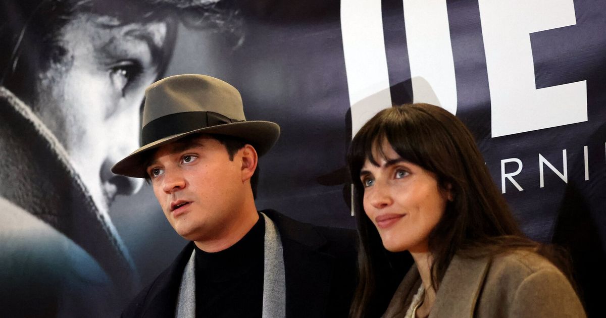 Alain-Fabien Delon papa de Romy : cette photo hautement symbolique de ...