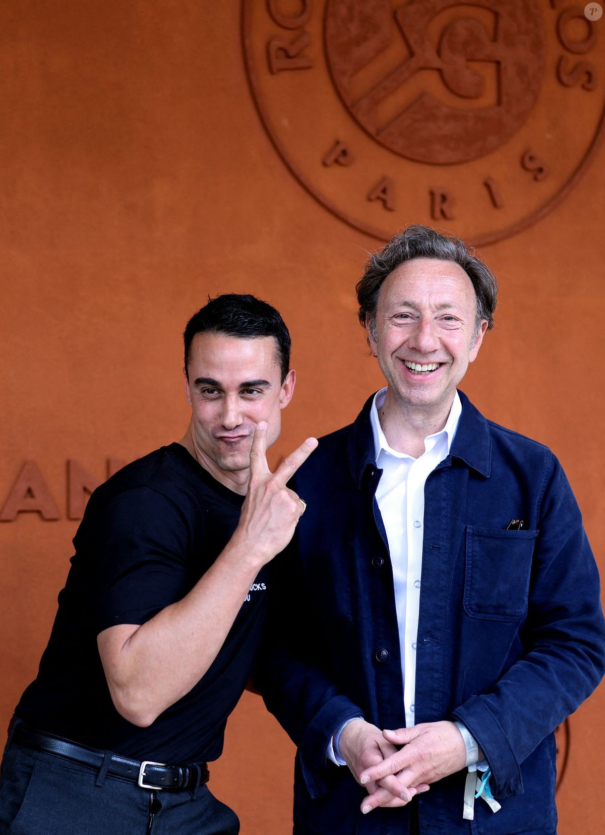 Photo : Stéphane Bern et son compagnon Yori Bailleres au village lors ...