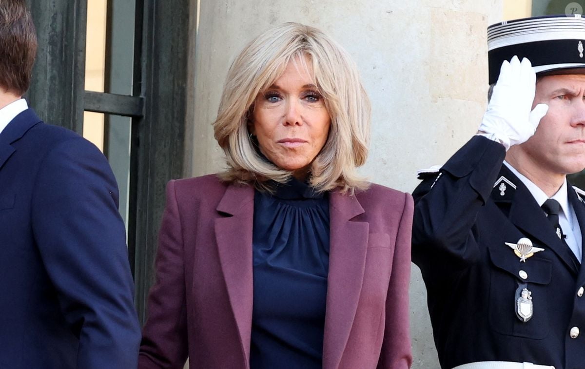 Photo : Brigitte Macron est sur tous les fronts ! Le président de la ...