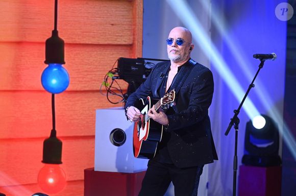 Pascal Obispo : son refuge au Cap-Ferret possède un studio, un court de ...