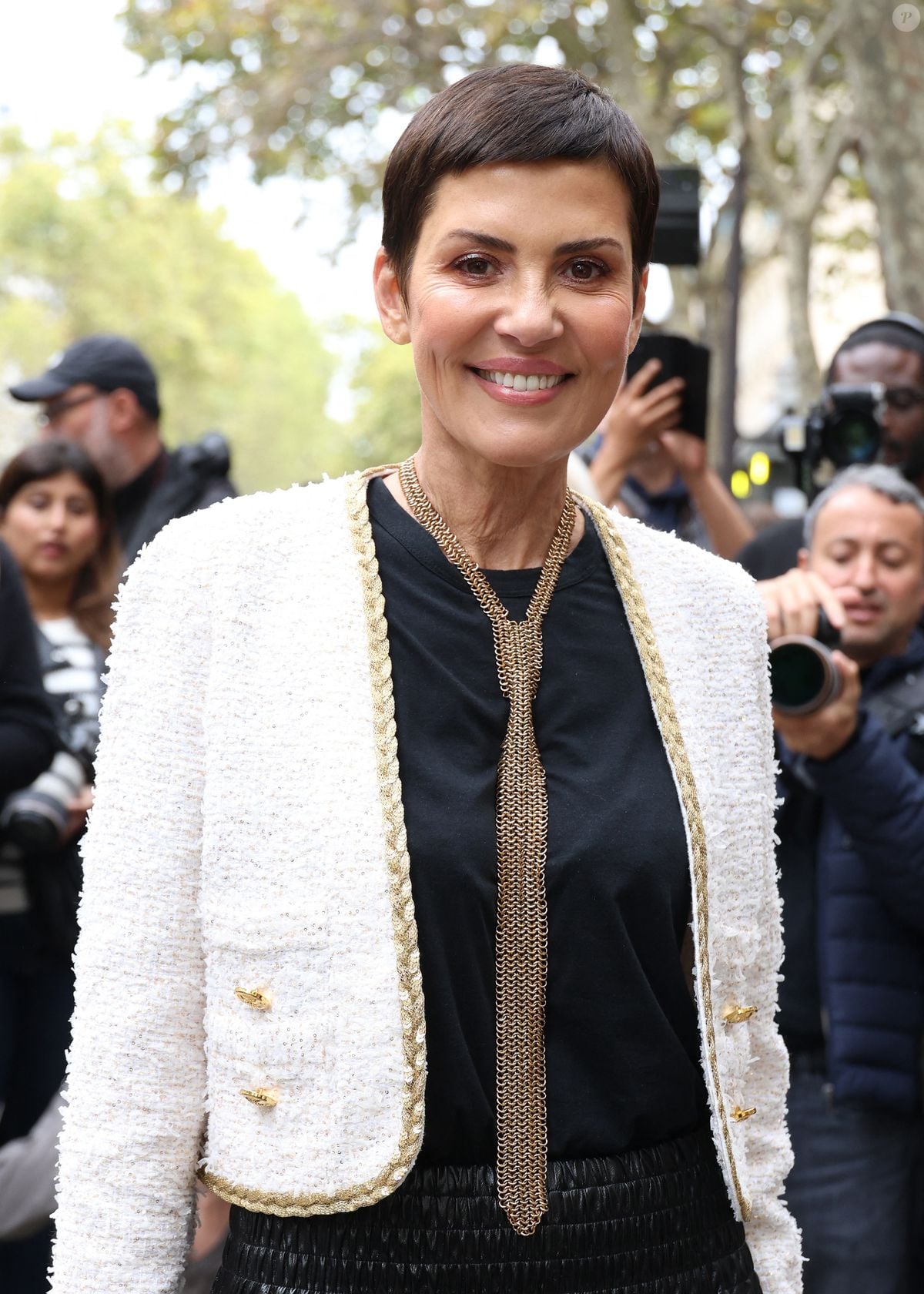Photo : Cristina Cordula aux arrivées du défilé Giambattista Valli ...