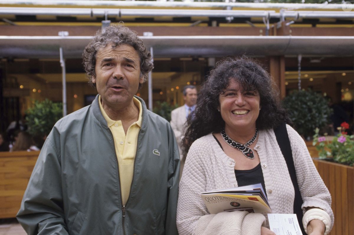 Photo : Pierre Perret et sa femme Rebecca à Roland Garros en 1994 ...