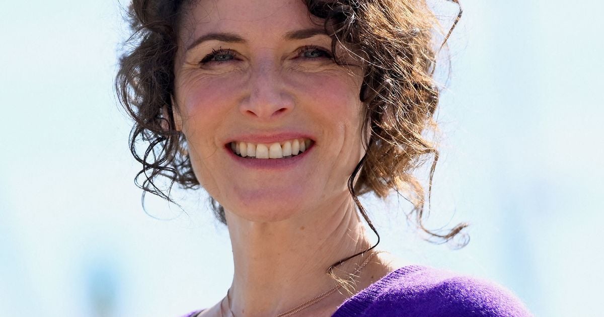 Elsa Lunghini : Avec son mari Aurélien, elle parcourt le monde dans un ...