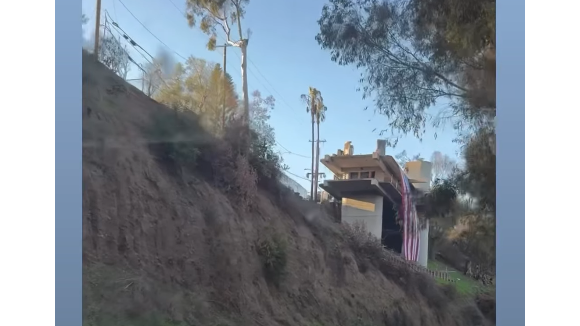 Photo : Illustration lors de la cérémonie de dévoilement de la plaque ...