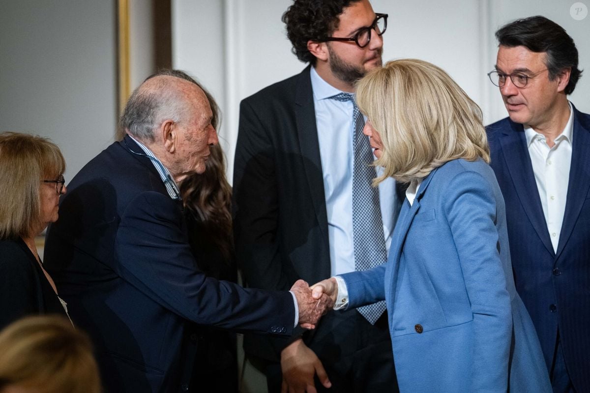 Photo : Claude Pierre-Bloch, vice-président de la LICRA avec Brigitte ...