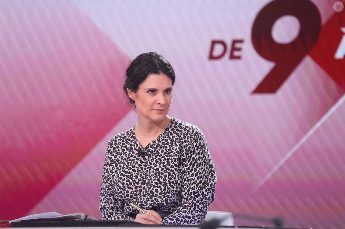 Photo : Apolline de Malherbe présente Apolline de 9 à 10 sur BFMTV, à ...