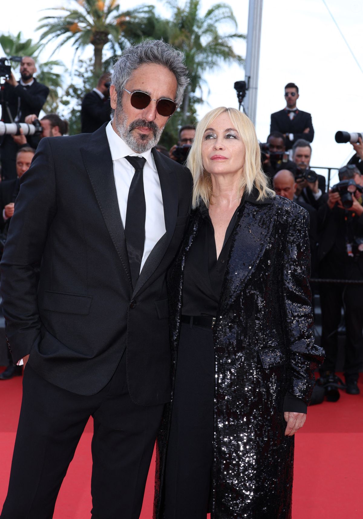 Photo : Emmanuelle Béart et son mari Frédéric Chaudier - Montée des ...