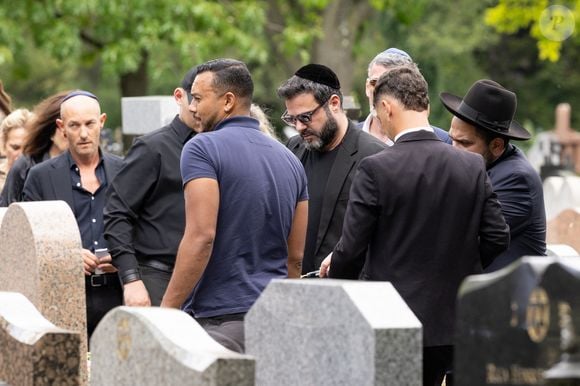 Richard Anthony : Ses fils Xavier et Cédric réunis et dignes pour le ...