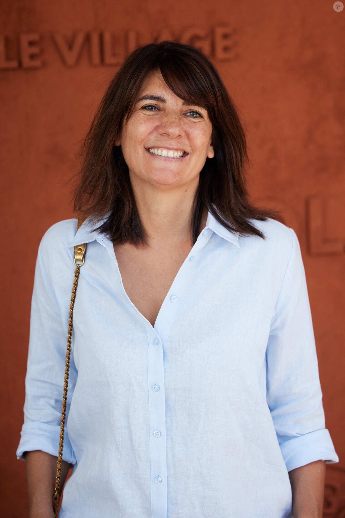 Photo : Estelle Denis au village lors des Internationaux de France de ...
