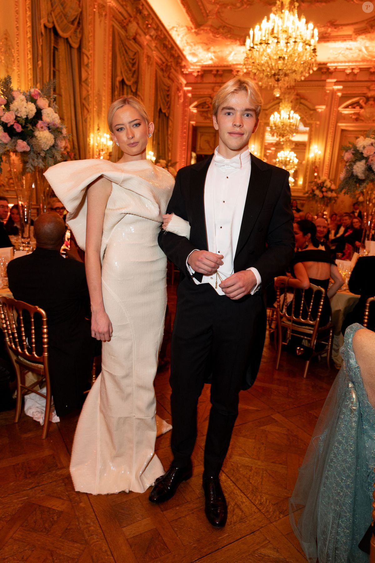 Photo : Exclusif - Eliza Lindroth (robe Rick Owens ) et son cavalier ...