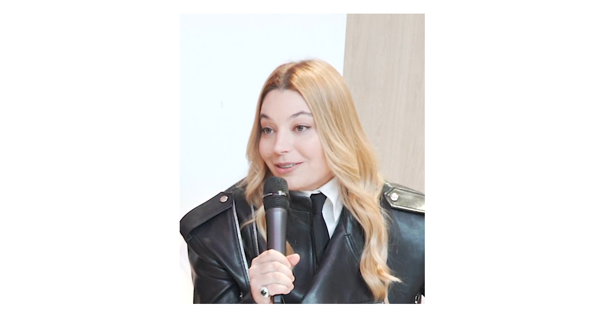 EXCLU Santa, seule femme coach dans The Voice Kids : "Je n'ai pas ...