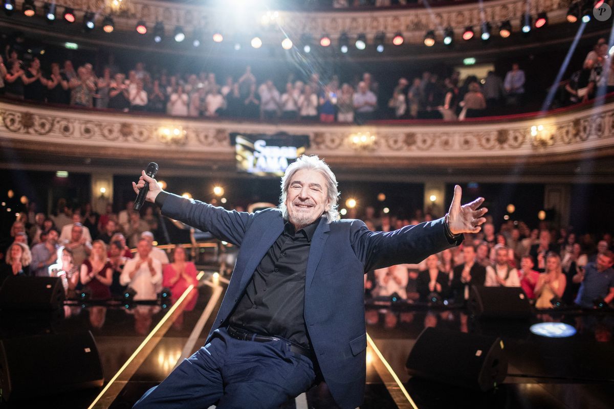 Photo : Exclusif - Serge Lama en backstage de l'enregistrement de l'émission "Serge Lama, le ...