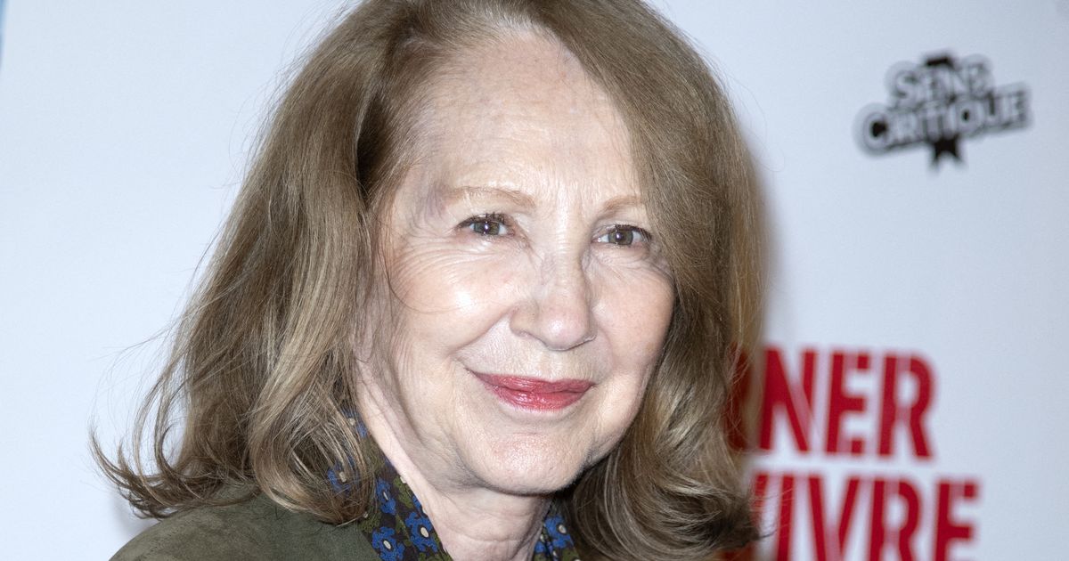 Nathalie Baye peinée face à l’état de son ancienne maison dans la ...