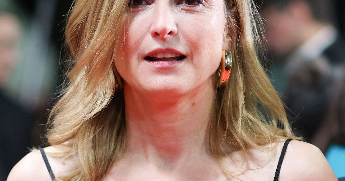 "Personne ne me fera taire" : Julie Gayet remontée, elle met les choses ...