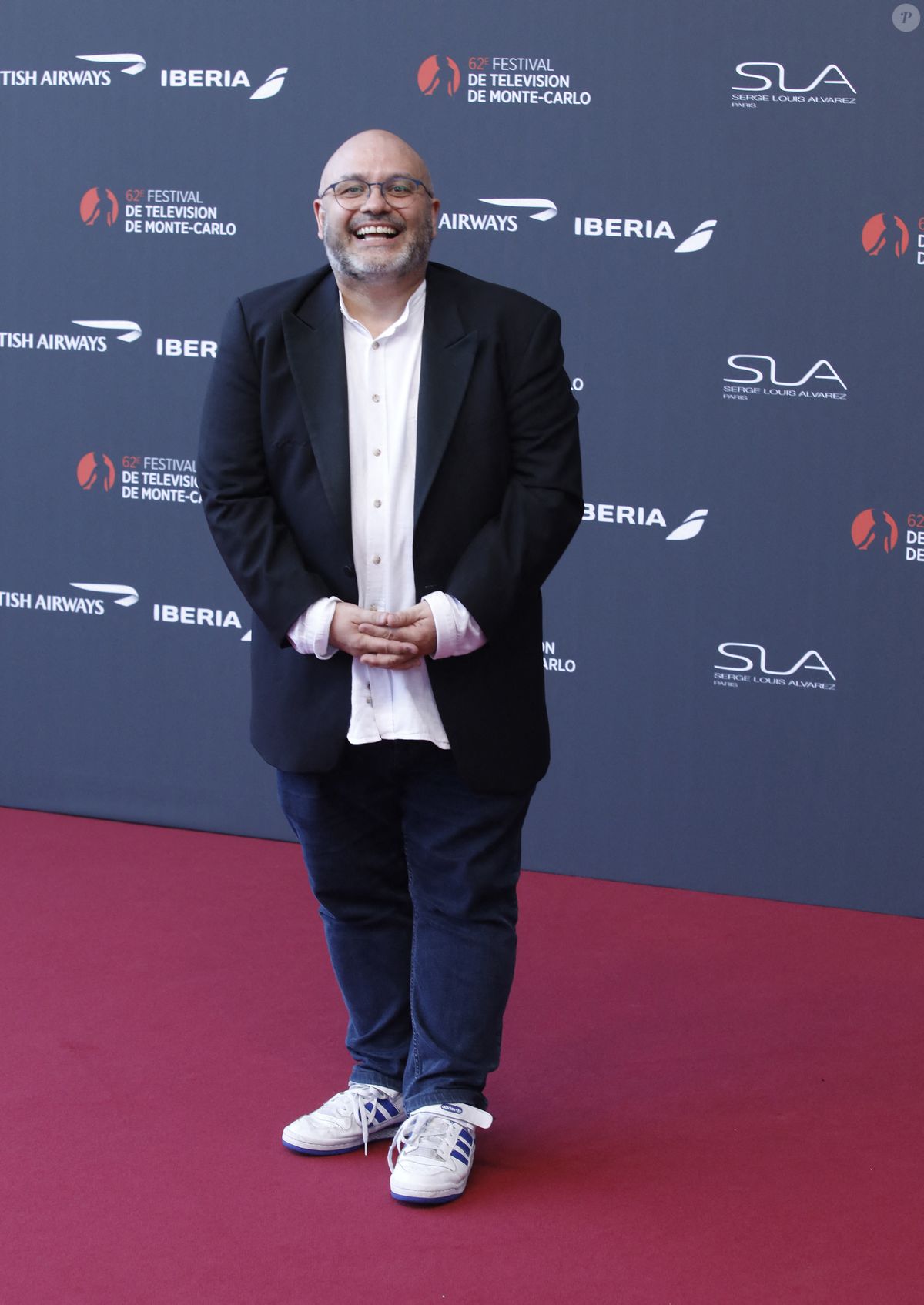 Photo : Yoann Riou sur le tapis rouge du photocall de la cérémonie d ...