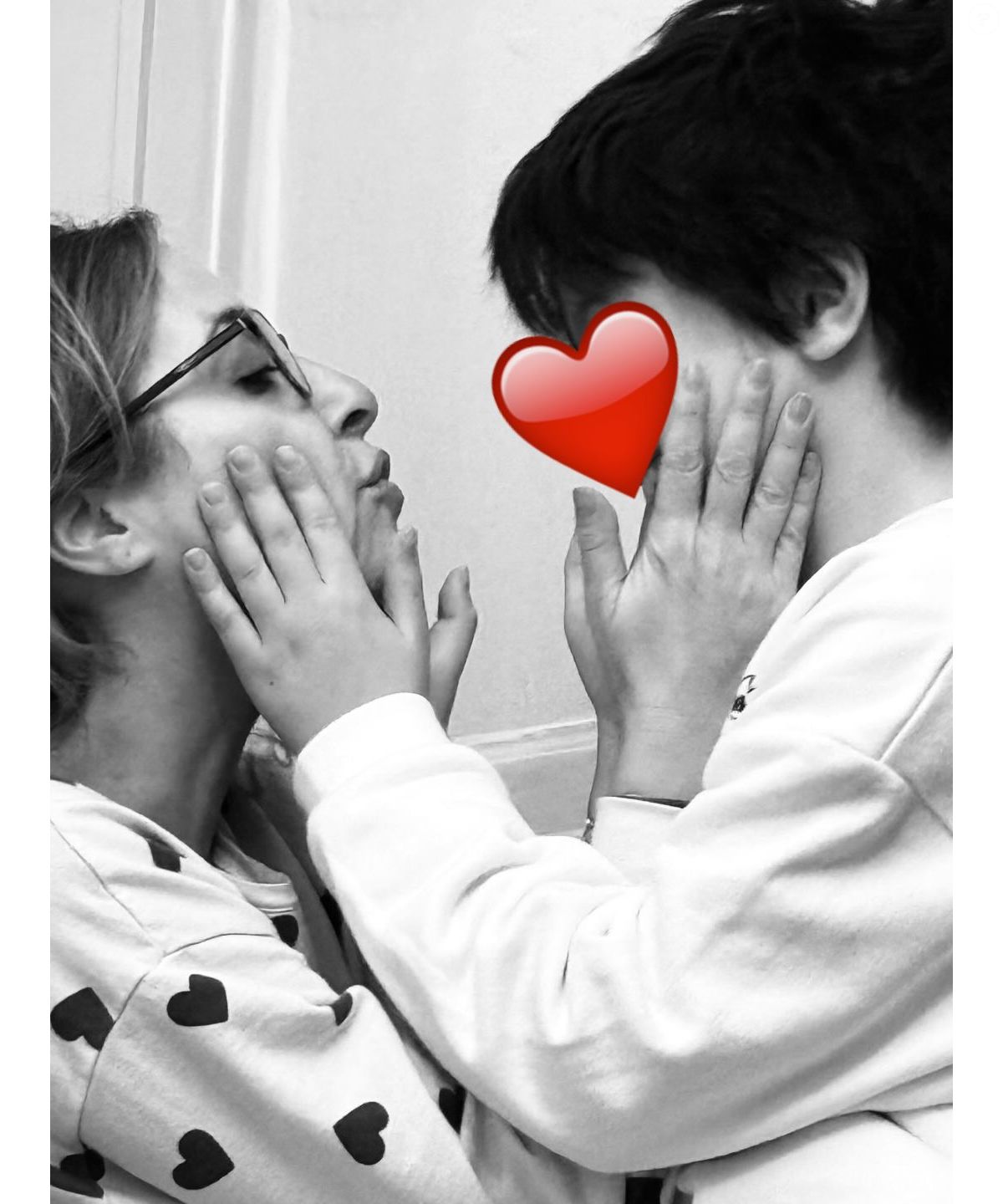 Photo : On peut ainsi la voir avec son fils Gabriel et avec son beau ...