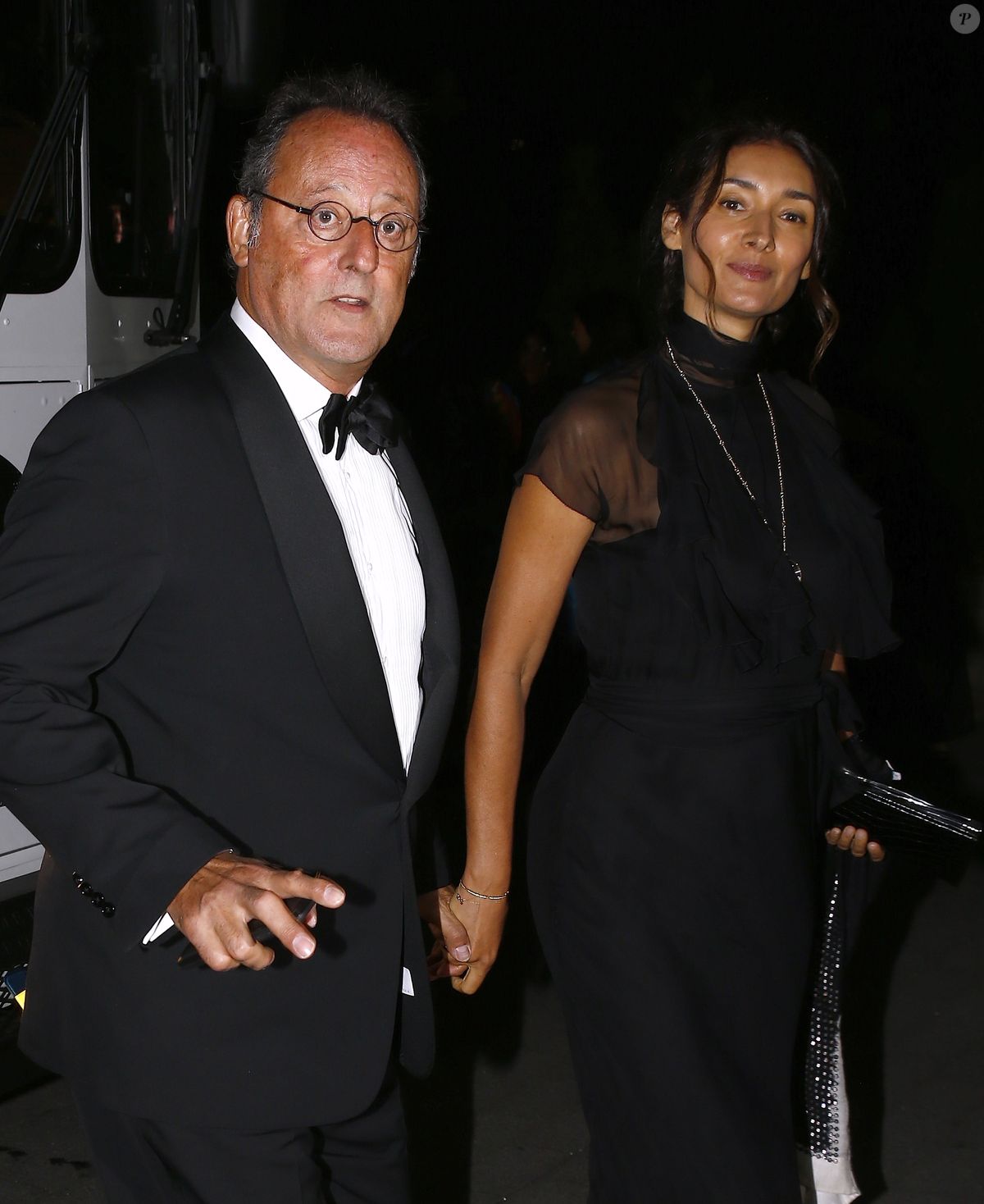 Photo : Jean Reno et sa femme Zofia Borucka - Les célébrités arrivent ...