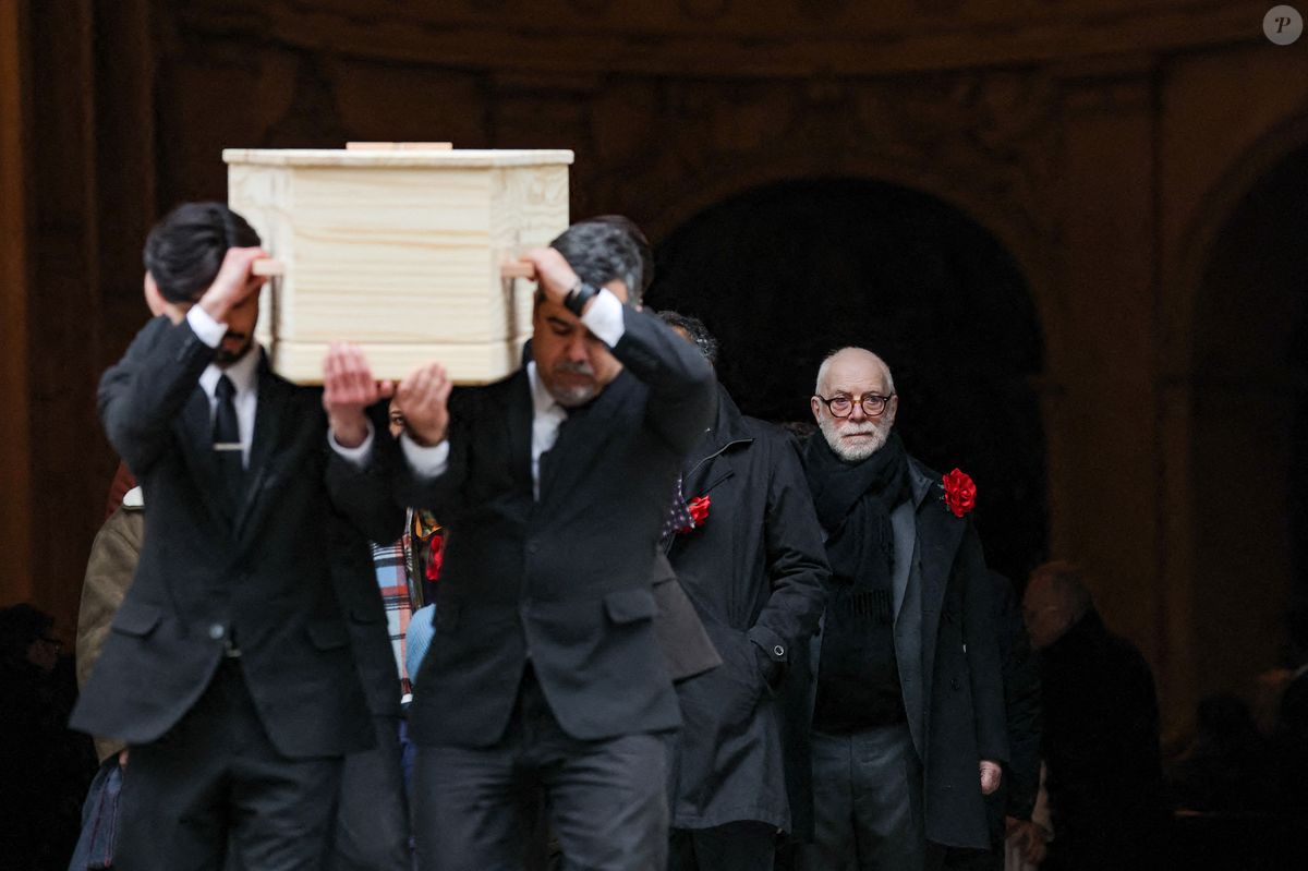 Photo : Thomas Stern, le mari de la défunte aux obsèques de Catherine ...