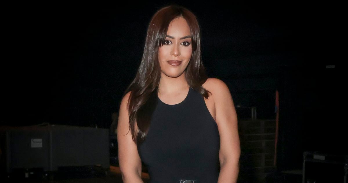 "Je me voyais l'élever toute seule" : Amel Bent sans filtre sur l ...