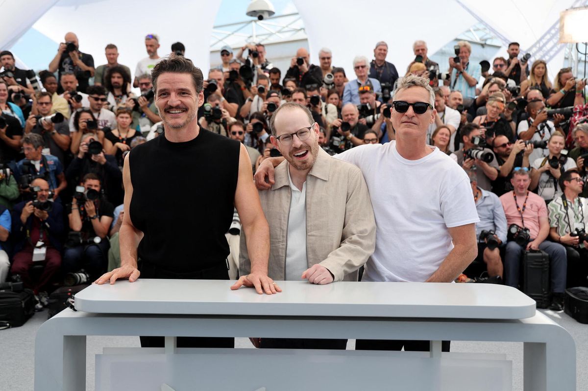 Photo : Pedro Pascal, Ari Aster et Joaquin Phoenix au photocall de ...