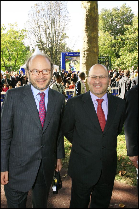 Chanel : Qui sont les propriétaires, les Wertheimer, troisième fortune ...