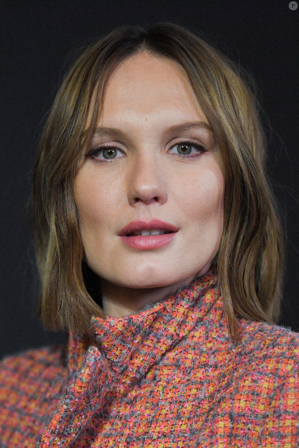 Photo : Ana Girardot assiste au Prix André Bazin Cahiers Du Cinéma à La ...