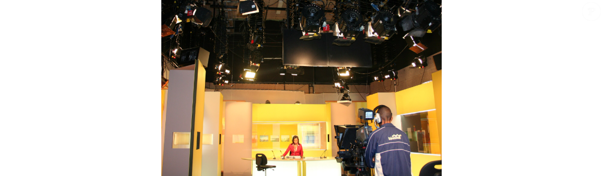 Vidéo : Photo d'un plateau télé. - Purepeople