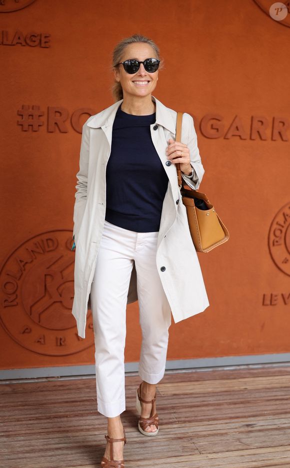 Photo : Anne-Sophie Lapix au village lors des Internationaux de France ...