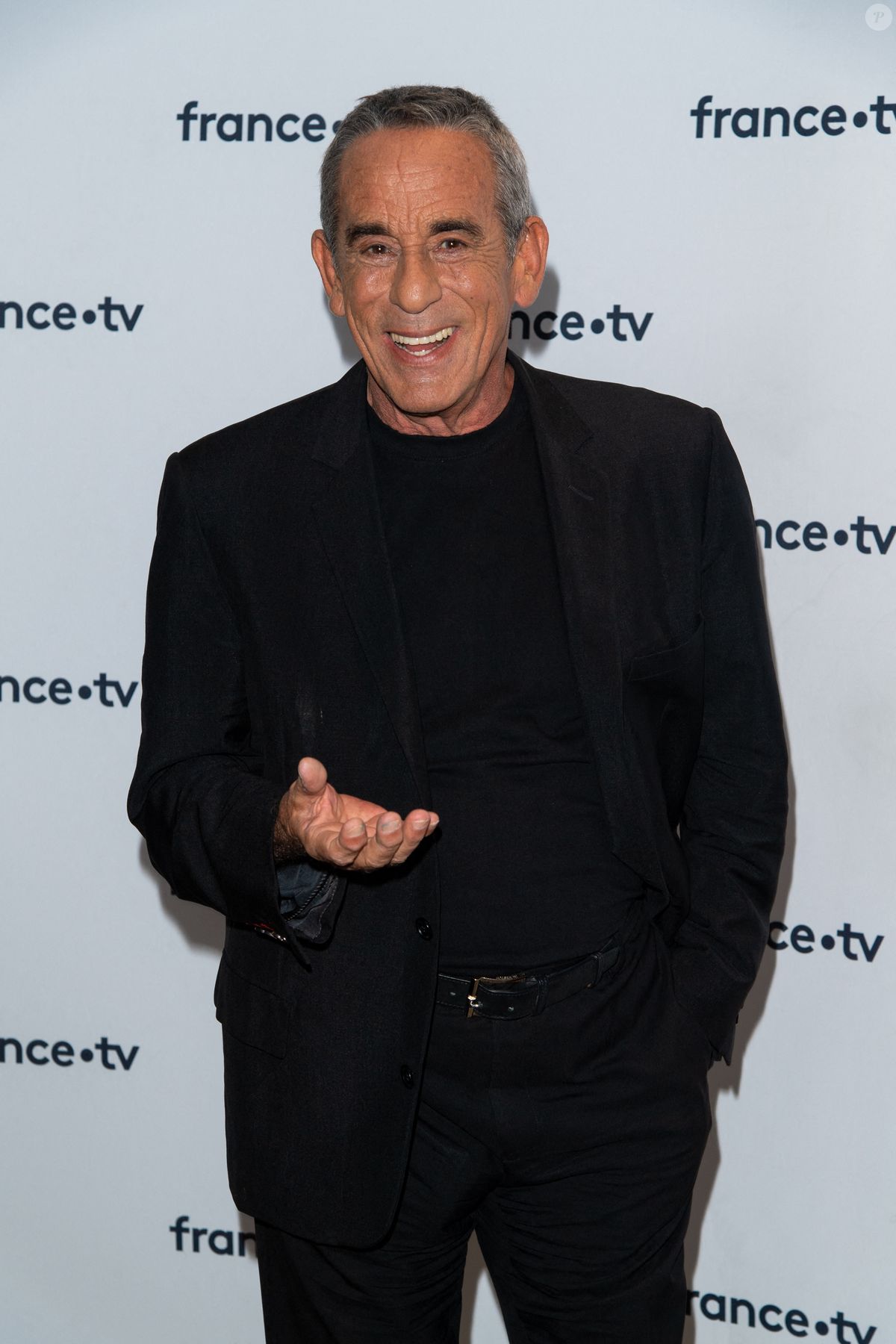 Photo : Thierry Ardisson lors du photocall dans le cadre de la conférence de presse de France ...