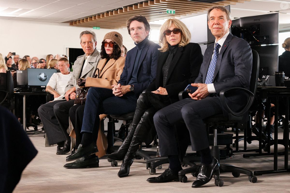 Photo : Richard E. Grant, Isabelle Adjani, Antoine Arnault, Brigitte ...