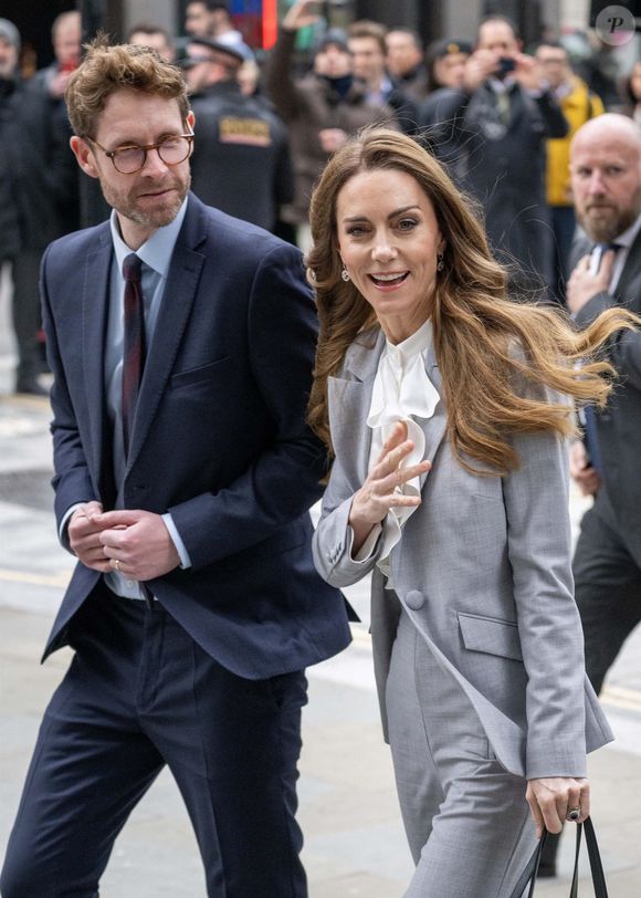 Kate Middleton : ses doigts se parent de nouvelles bagues précieuses ...