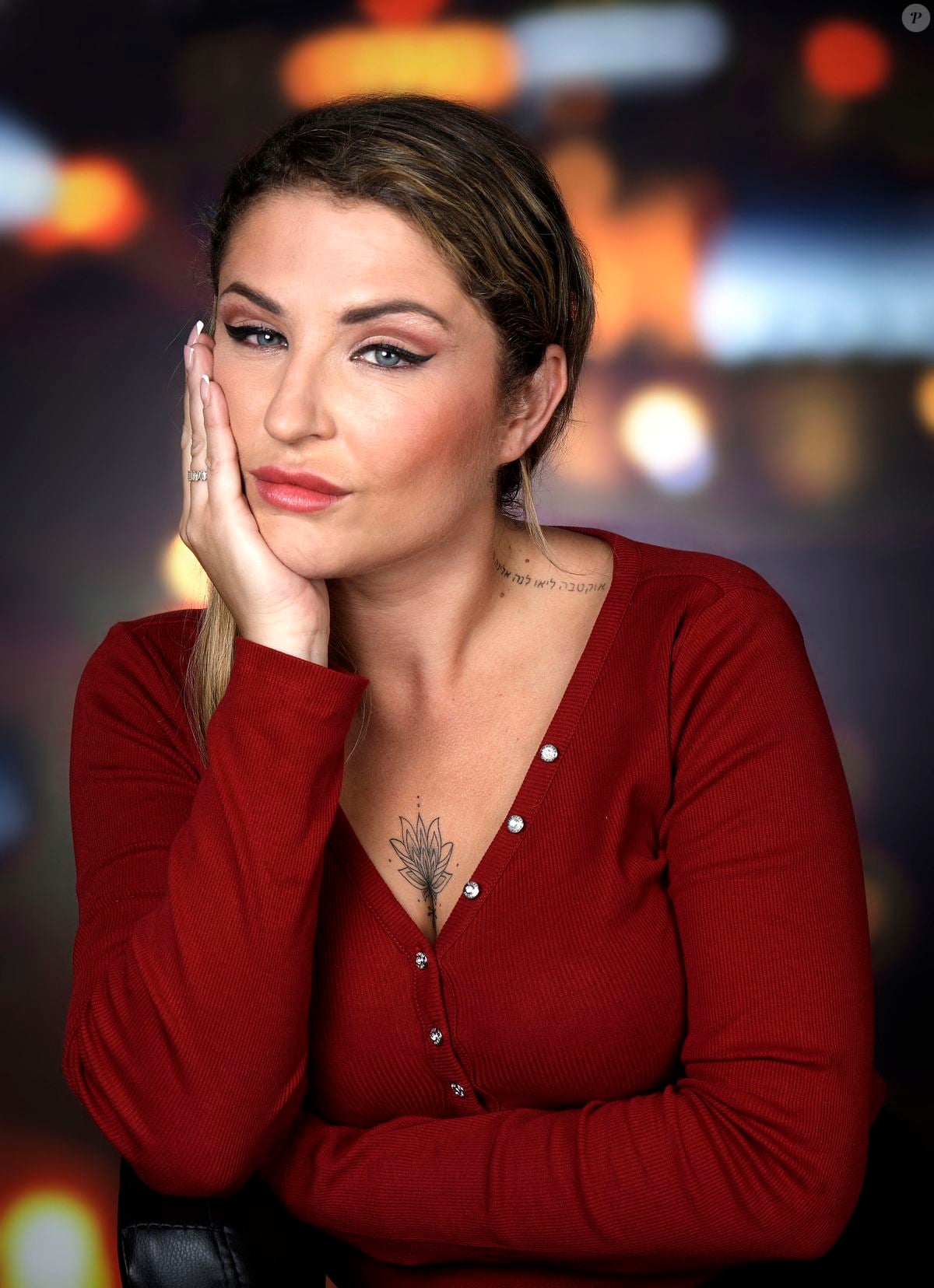 Photo : Portrait de Amandine Pellissard lors de l'enregistrement de l ...