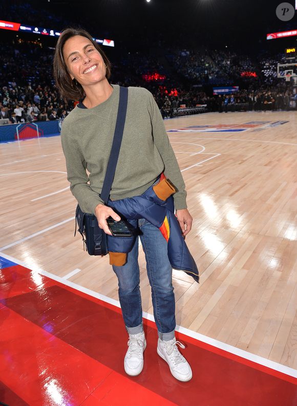 Photo : Alessandra Sublet au match de NBA Game Paris 2020 entre les ...