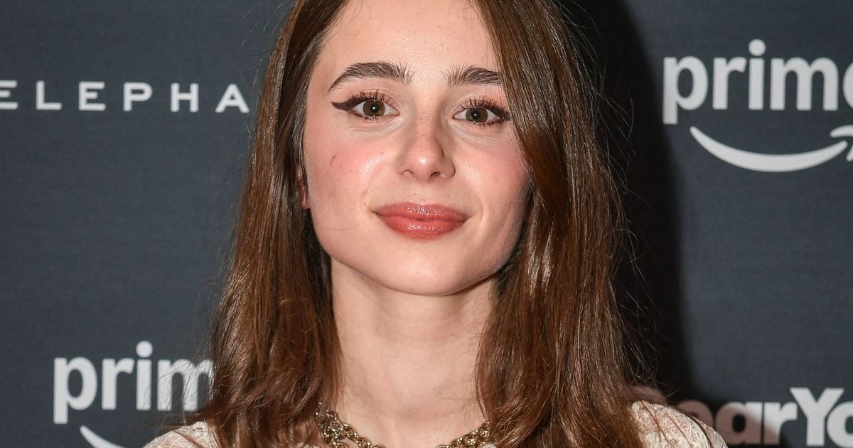 Carla Poquin (Dear You) : Qui est la star de la série issue d'une saga ...