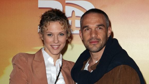 Photo : Philippe Bas et Lorie (Laure Pester) - Photocall du film "Un mari de trop", lors du ...