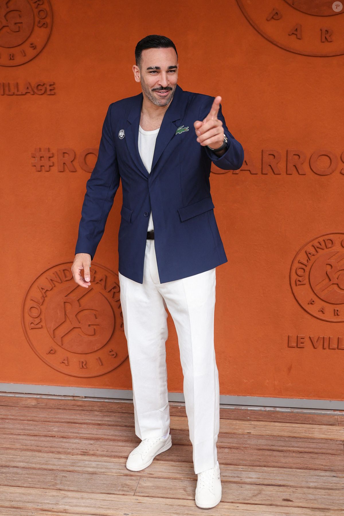 Photo : Adil Rami en tribune lors des Internationaux de France 2025 à ...