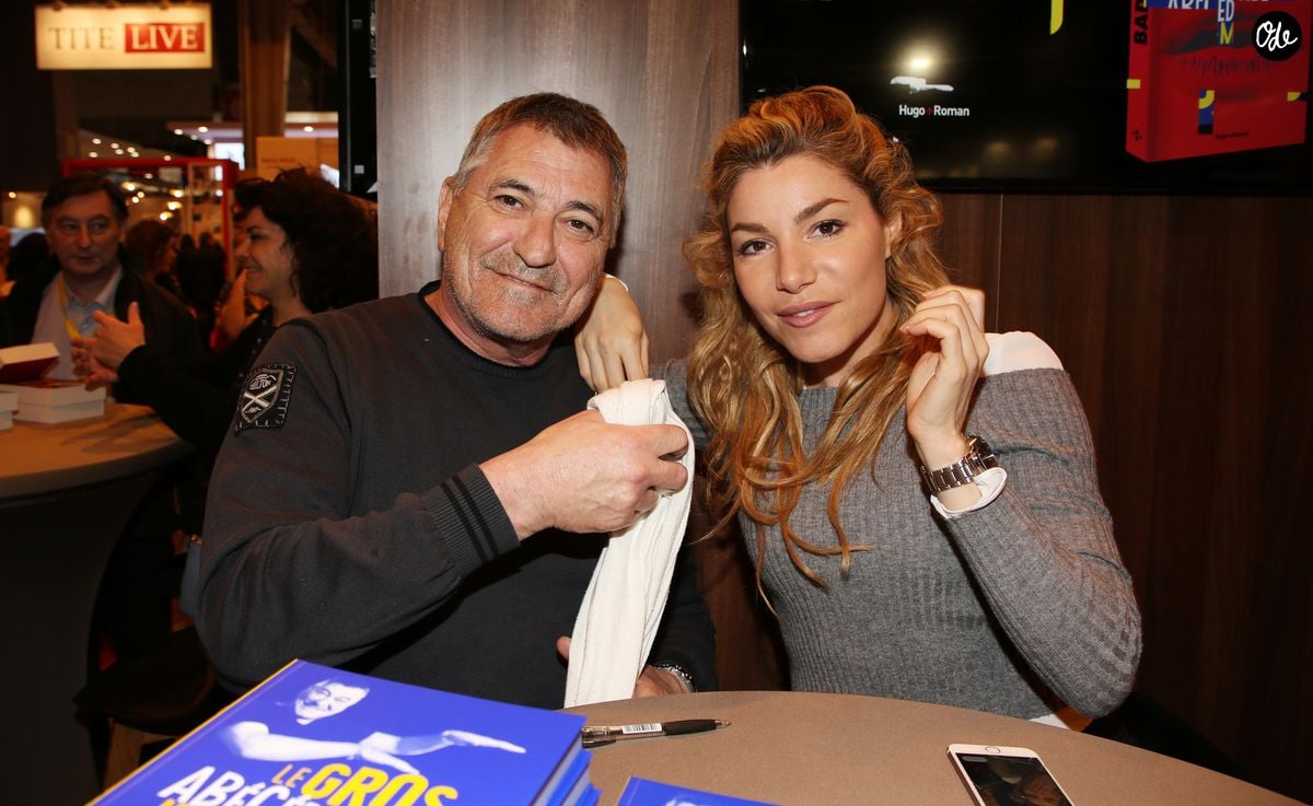 Photo : Jean-Marie Bigard et son épouse Lola Marois lors du Salon du ...