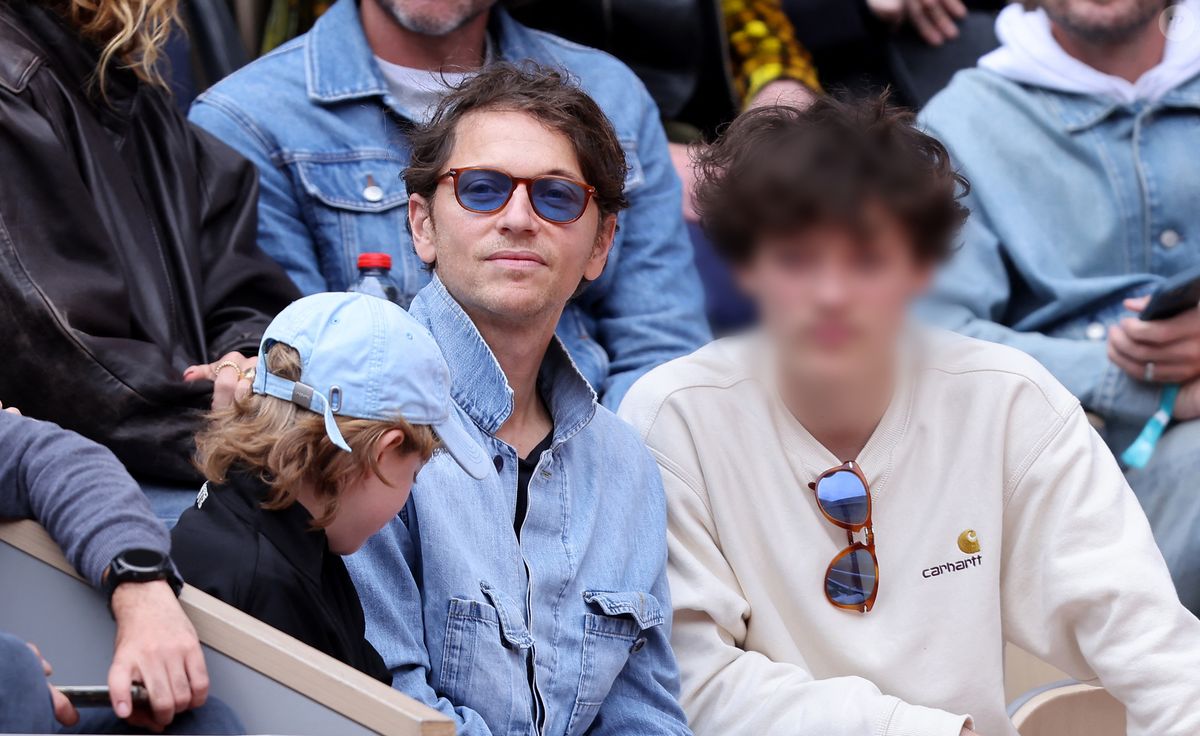 Photo : Raphaël sans Mélanie Thierry mais avec ses fils à Roland-Garros ...