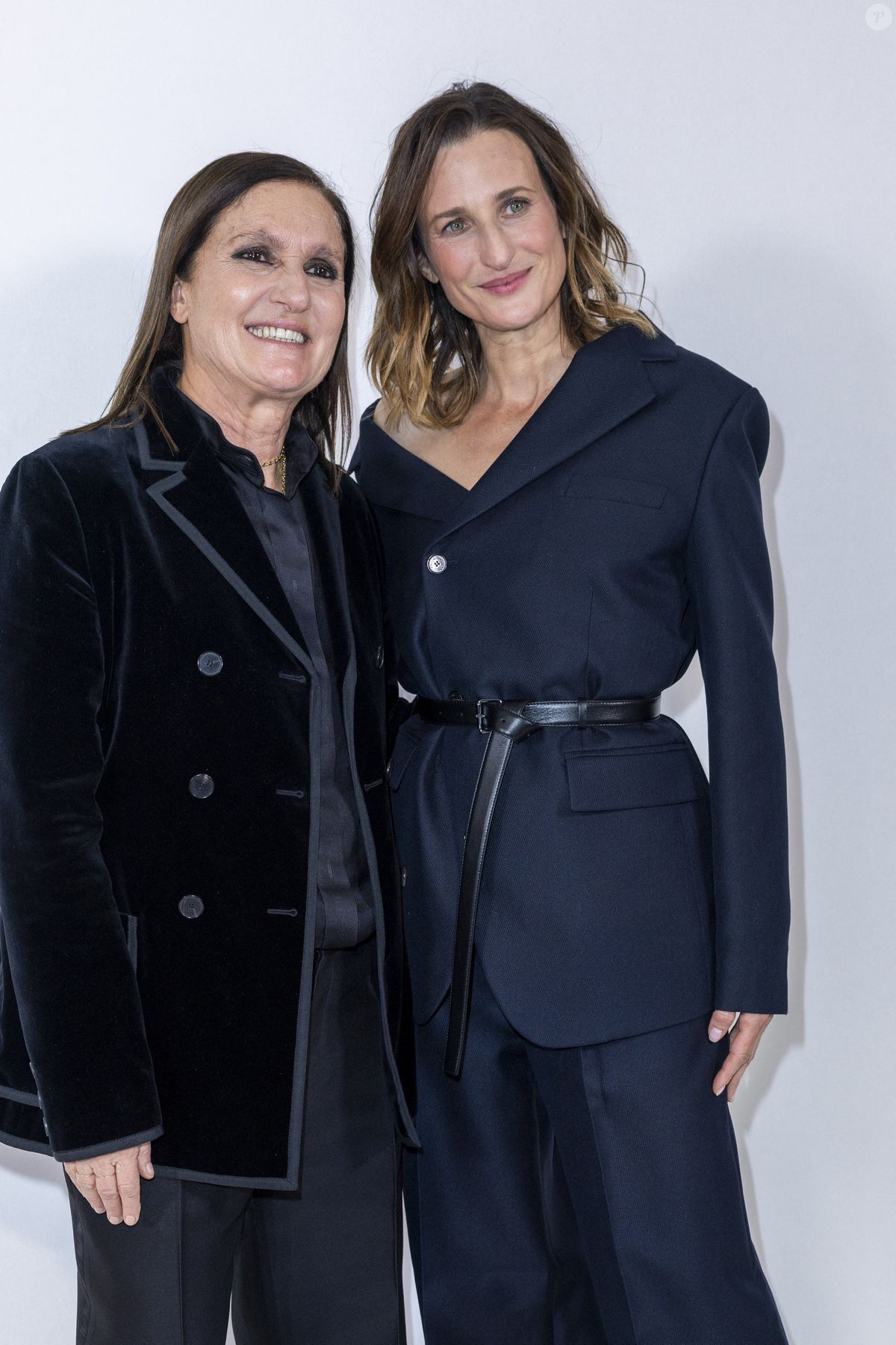 Photo : Maria Grazia Chiuri et Laetitia Casta - Greeting du défilé ...