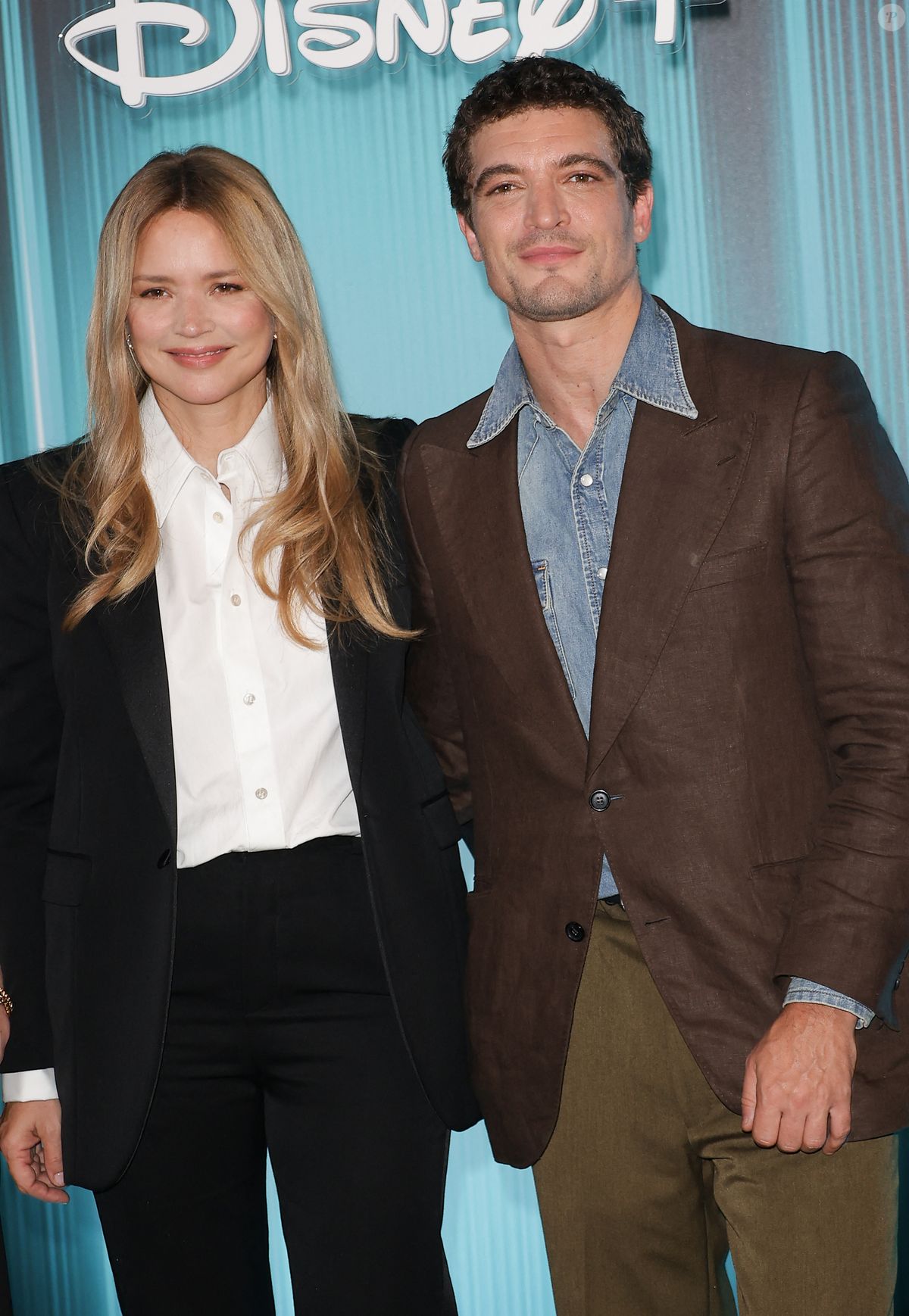 Photo : Virginie Efira apparaît tout sourire avec son compagnon Niels ...