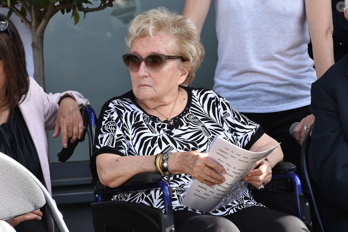 Photo : Inauguration de la rue Jacques et Bernadette Chirac, par la ...