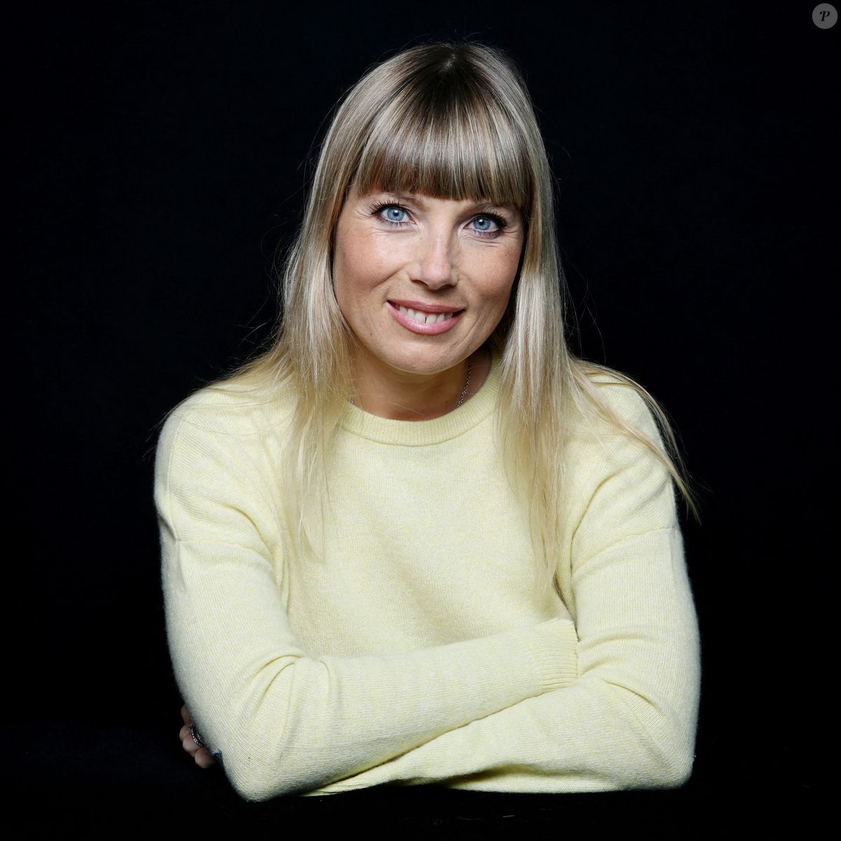 Photo : Exclusive - Melanie Page pose, à Paris, le 26 mai 2021. Photo ...