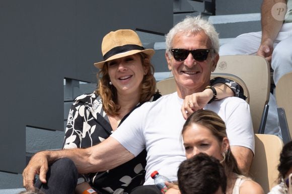 Raymond Domenech n'est plus un cœur à prendre ! L'ex d'Estelle Denis ...