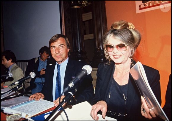 Brigitte Bardot : 7 ans après avoir pris la plume, elle dévoile un ...