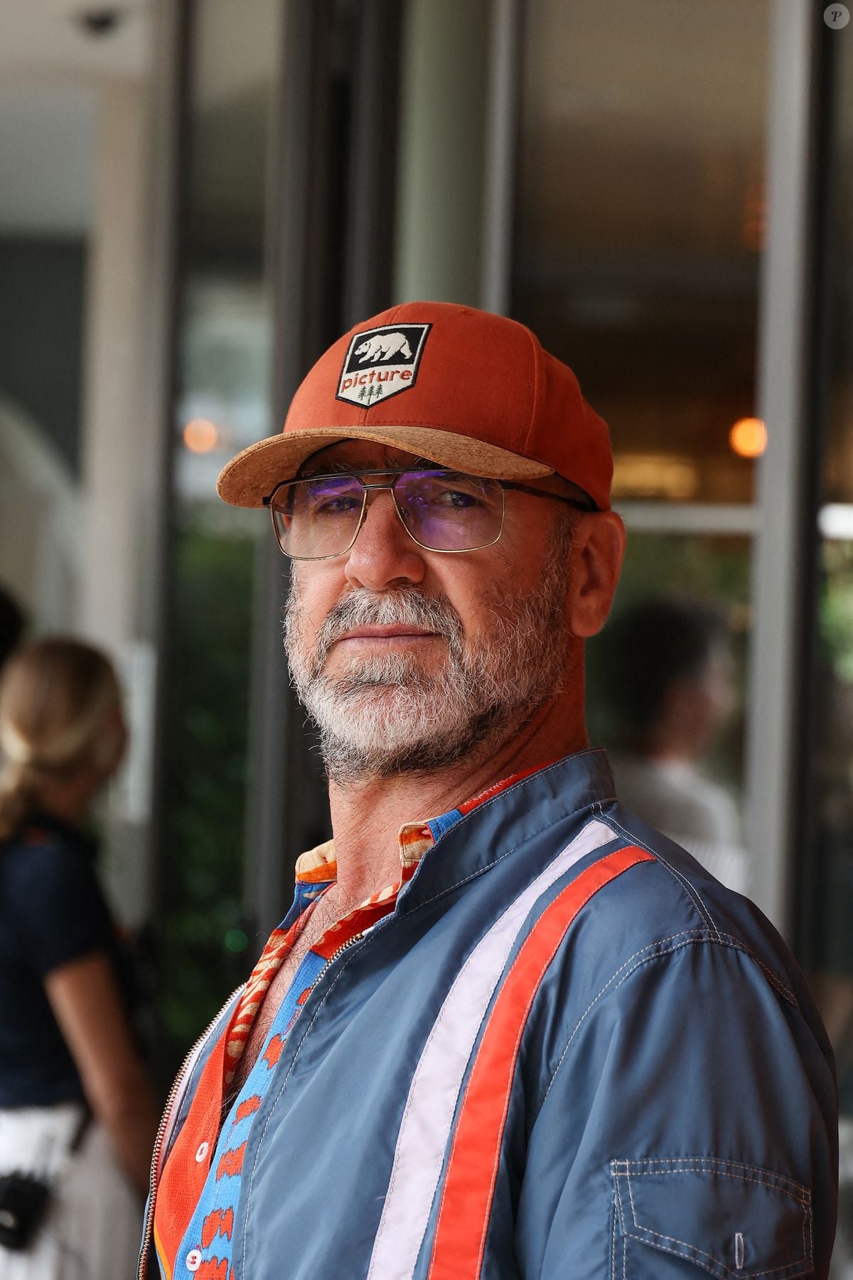 Photo : Eric Cantona au Village pendant les Internationaux de France ...